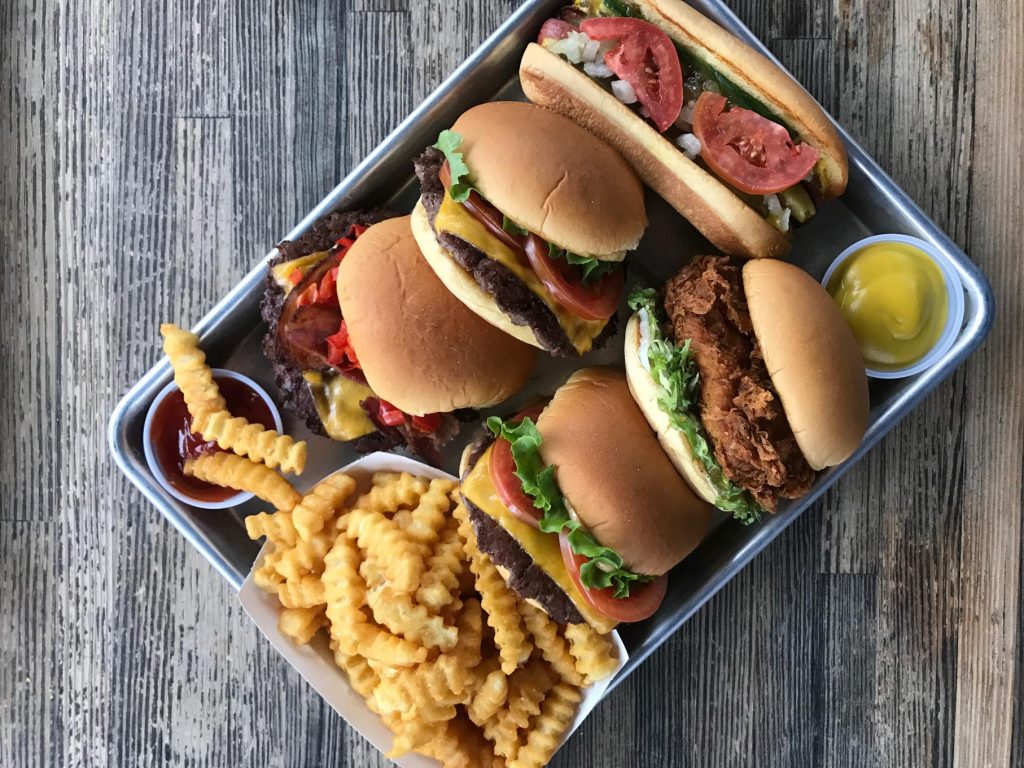 SHAKE SHACK is Finally Shakin’ Up in Manila! | Discover MNL