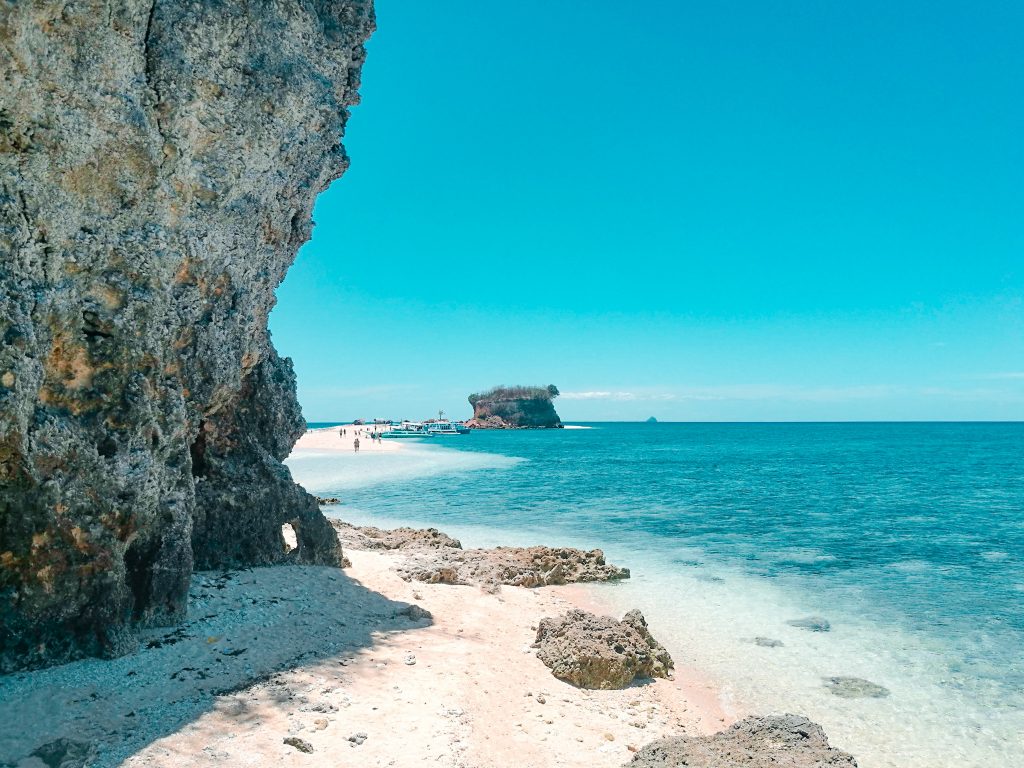 Five of the best hidden beaches in the Philippines | Discover MNL