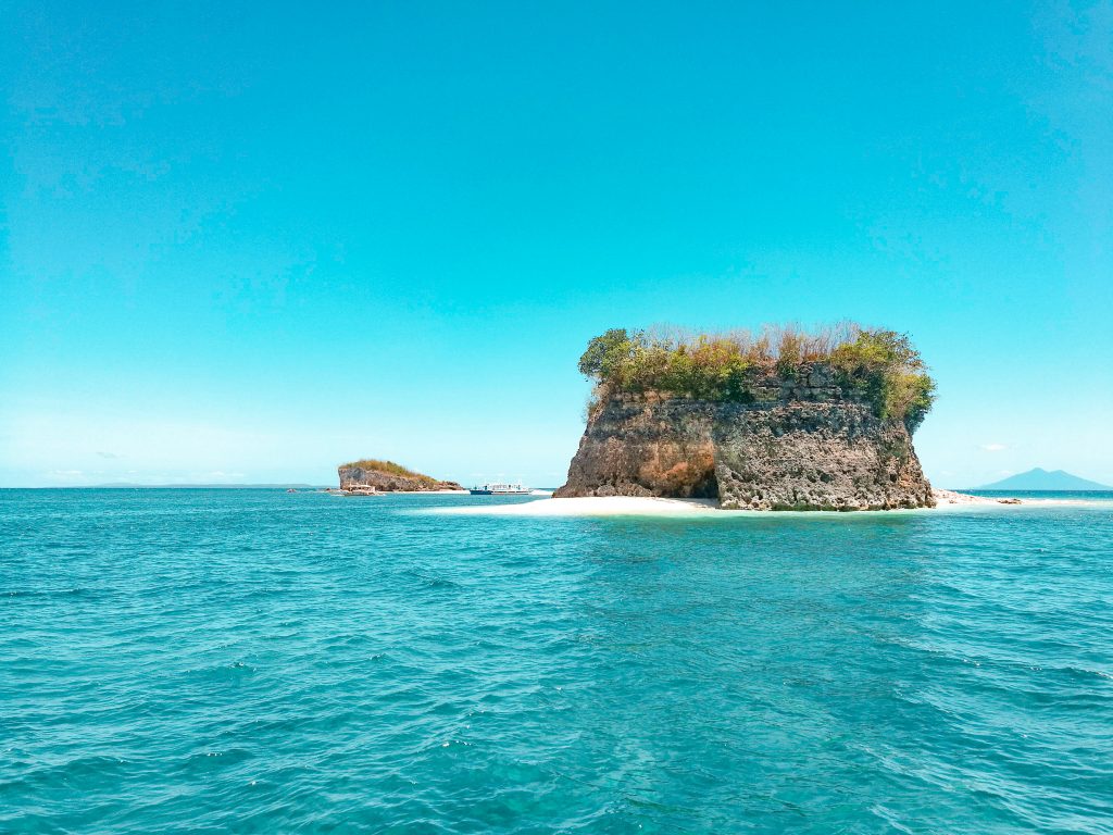 Five of the best hidden beaches in the Philippines | Discover MNL