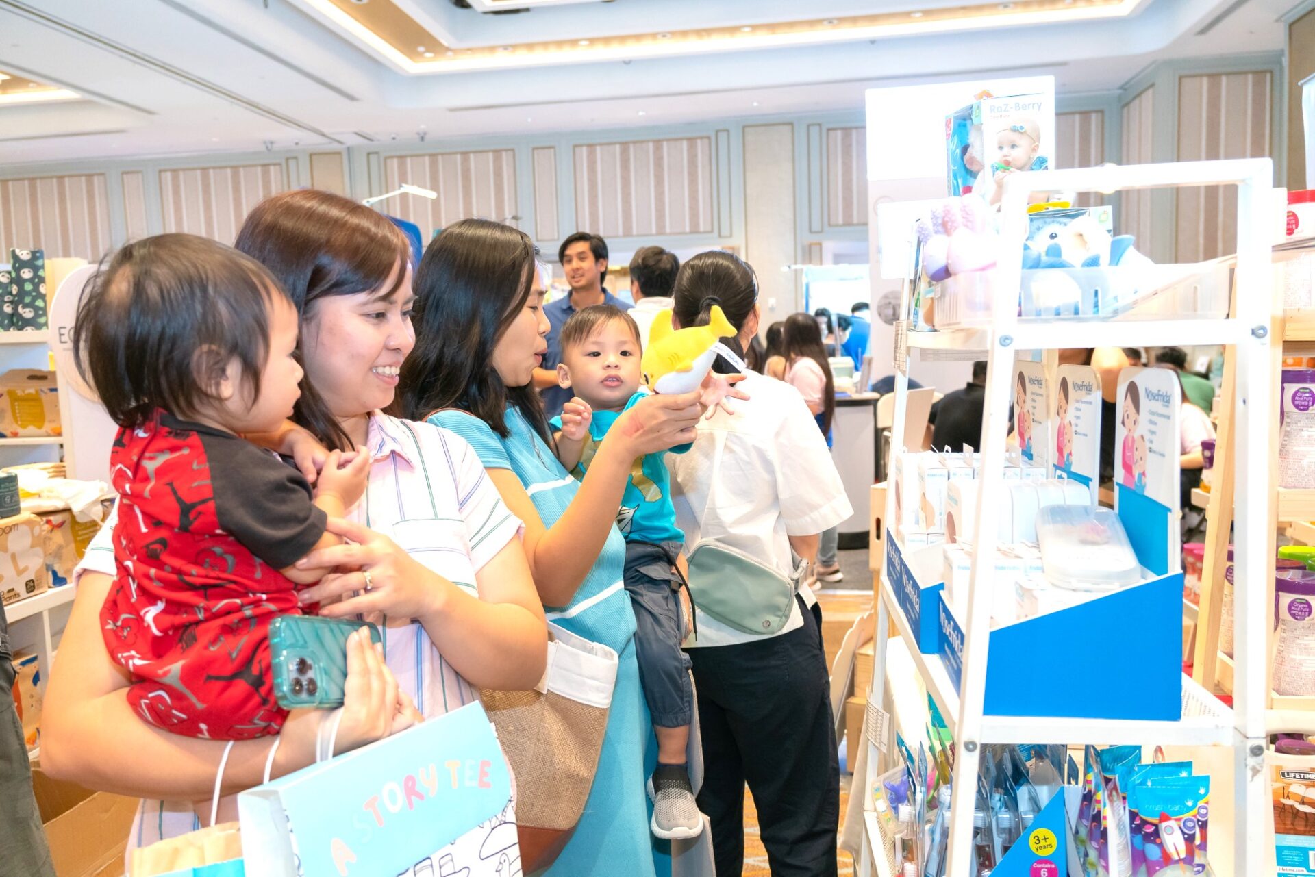 Enjoy exciting deals of up to 70% off at the Momzilla Fair on May 18-19 ...